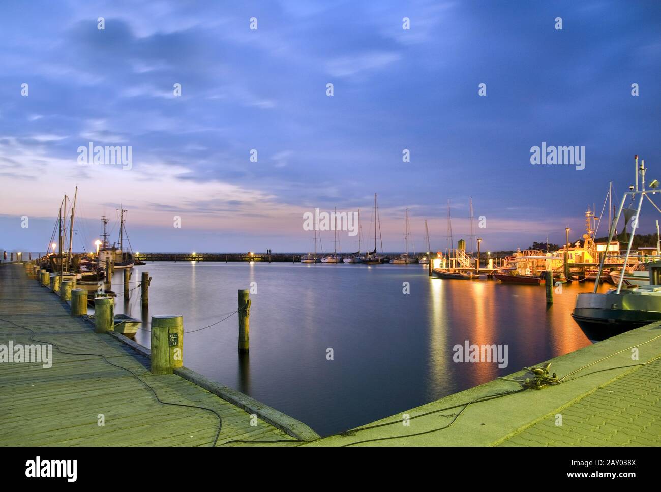 Harbour basin at night Stock Photo - Alamy