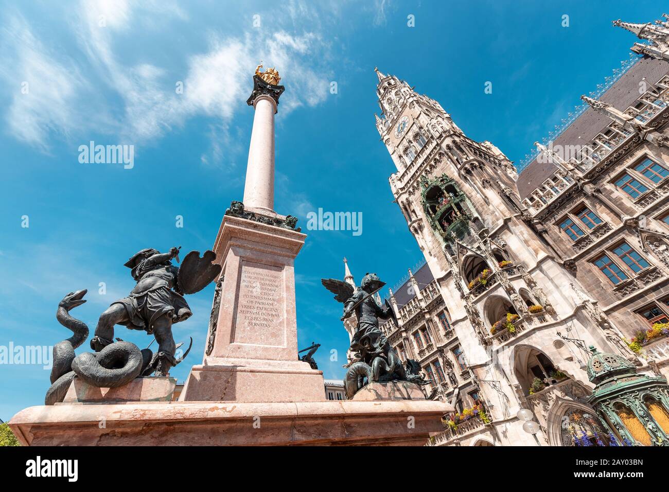 Amazing architecture of New City Town Hall at Marienplatz square in ...