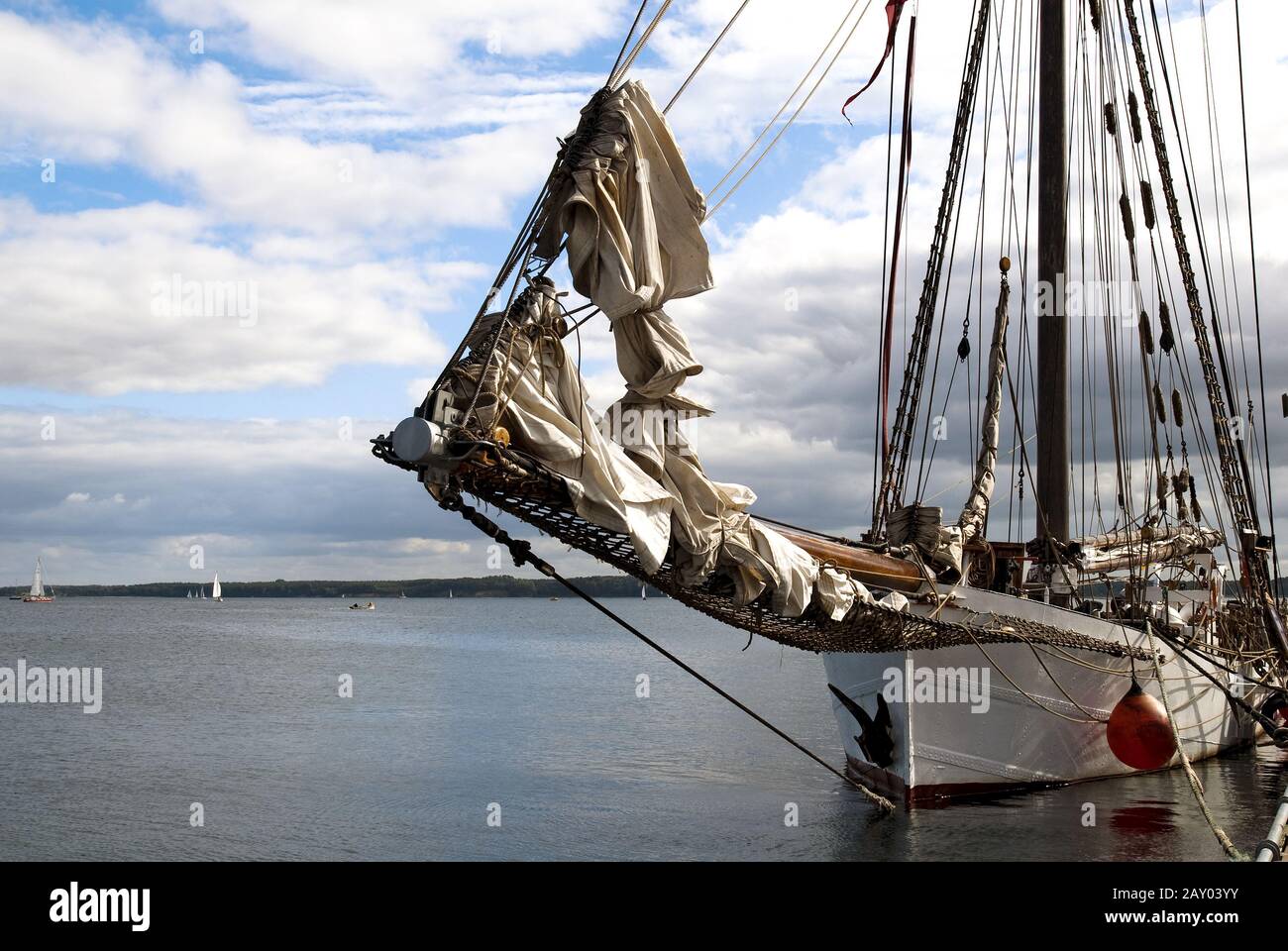 Mast cutter hi-res stock photography and images - Alamy