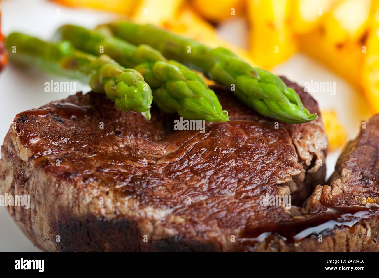 grilled steak with asparagus Stock Photo - Alamy
