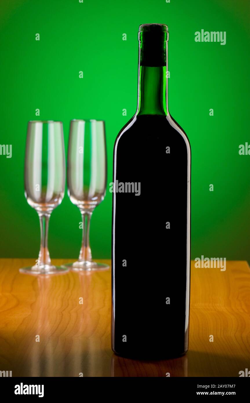 Wine concept with gradient background Stock Photo - Alamy