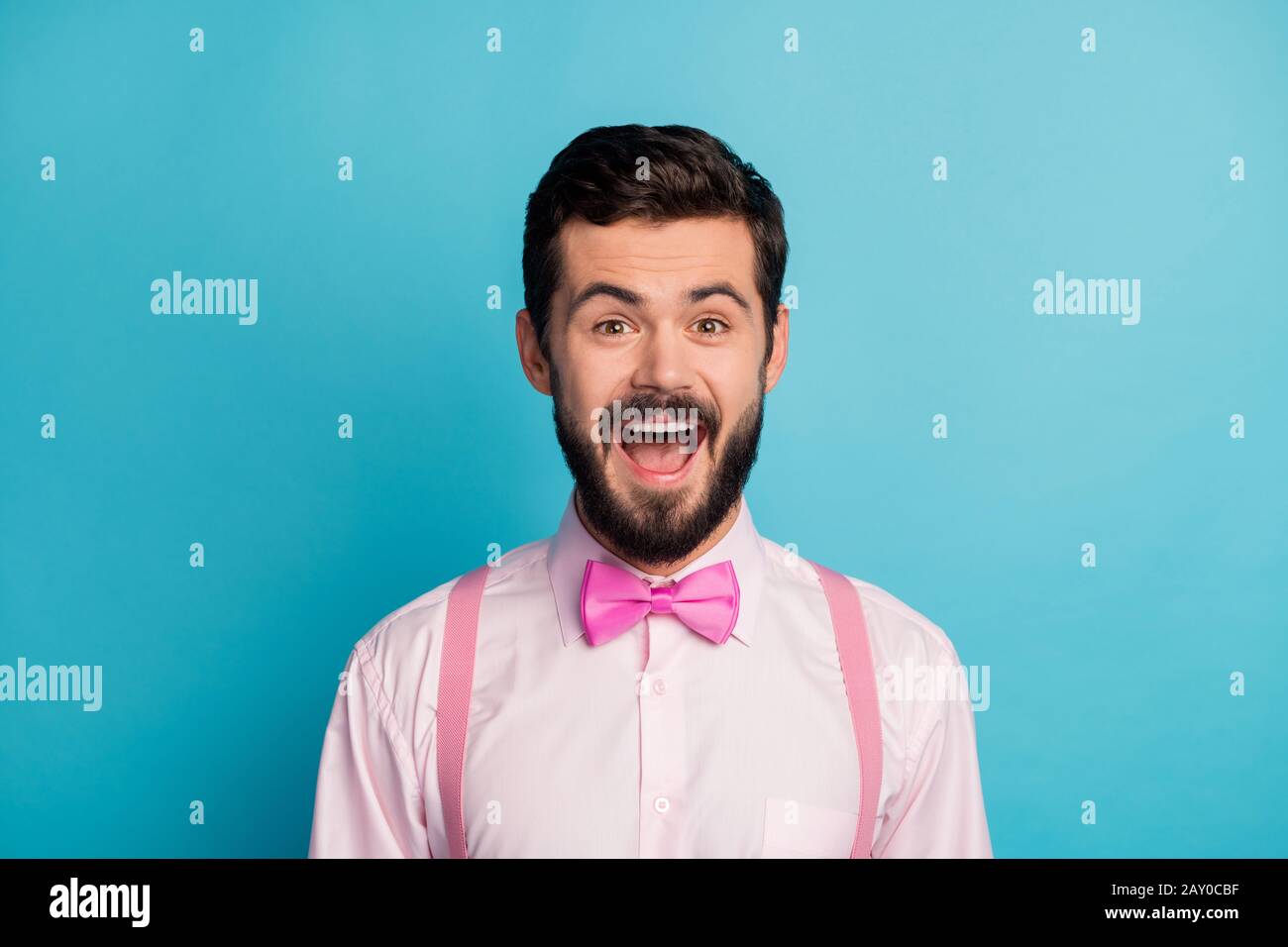 Close up photo of astonished imposing guy stare wonderful novelty ...