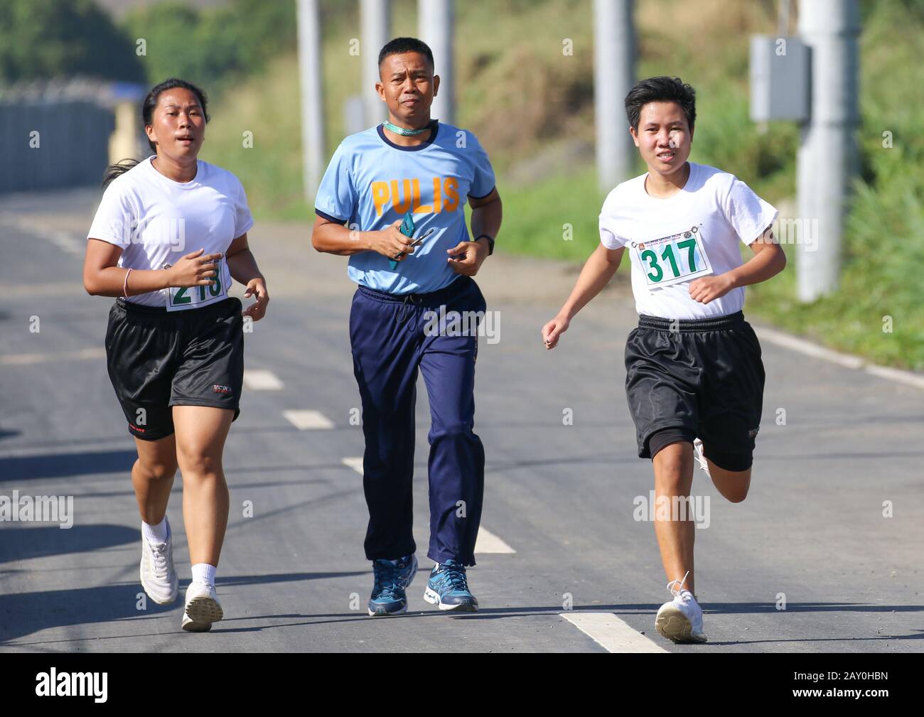 Pasay, Philippines. 12th Feb, 2020. Female recruits in white shirt ...