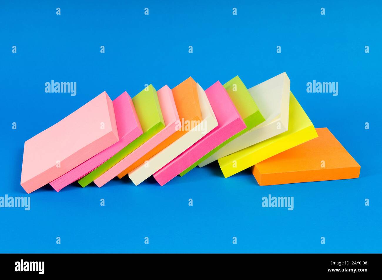 Colorful reminder notes on the color background Stock Photo - Alamy