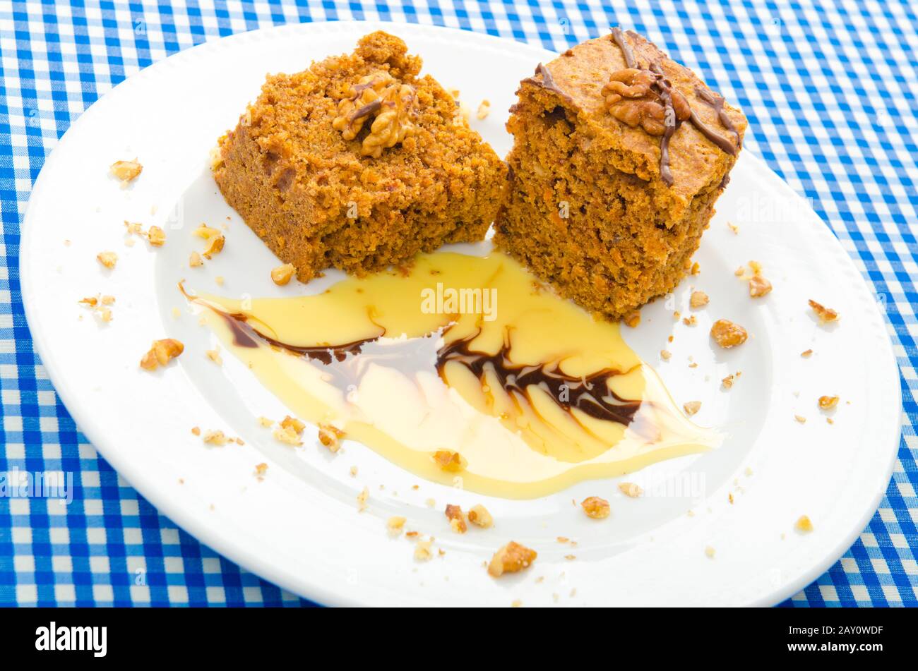 Sweet cake dessert in the plate Stock Photo - Alamy