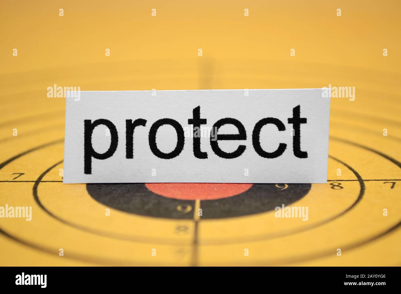 Target lock hi-res stock photography and images - Alamy