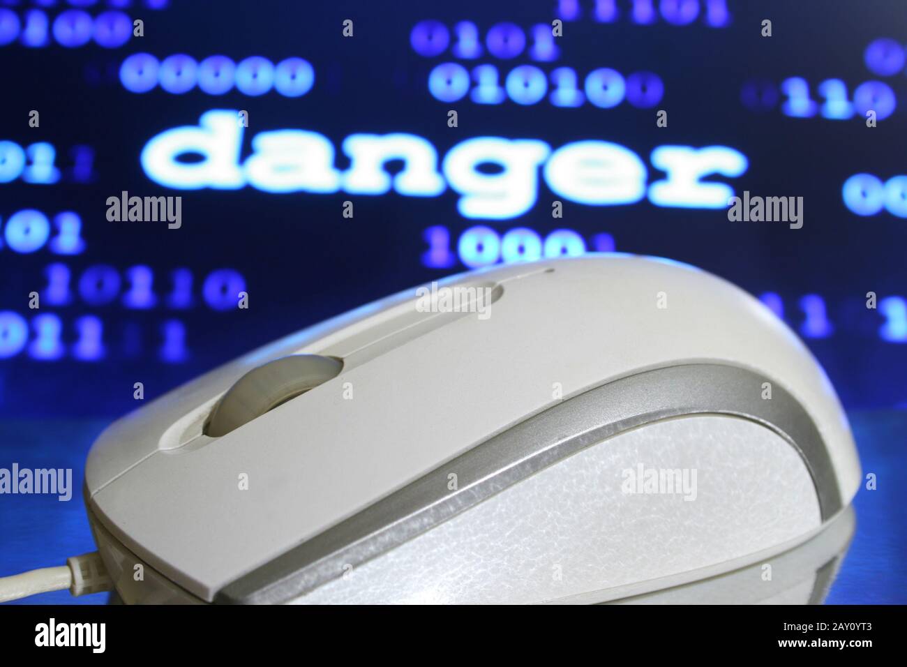 Web danger hi-res stock photography and images - Alamy