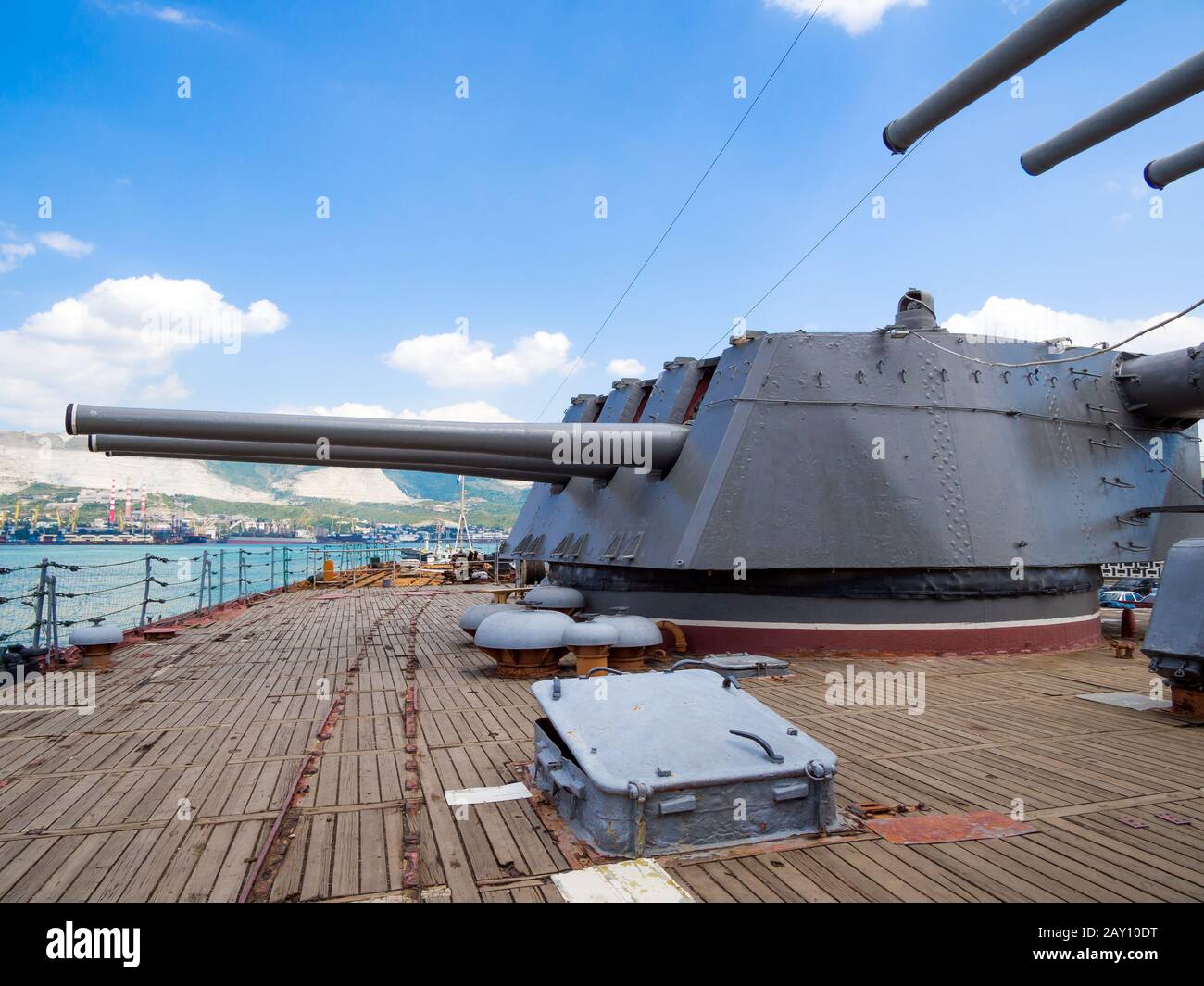 Novorossiysk battleship hi-res stock photography and images - Alamy