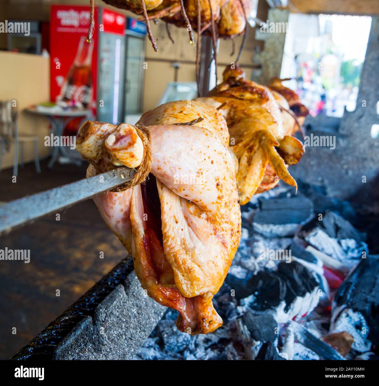 Chicken carcass pan hi-res stock photography and images - Alamy