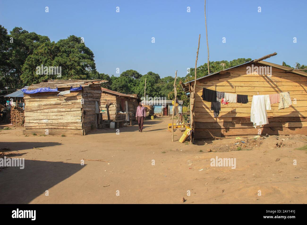 Africa poor wooden house poverty hi-res stock photography and images ...