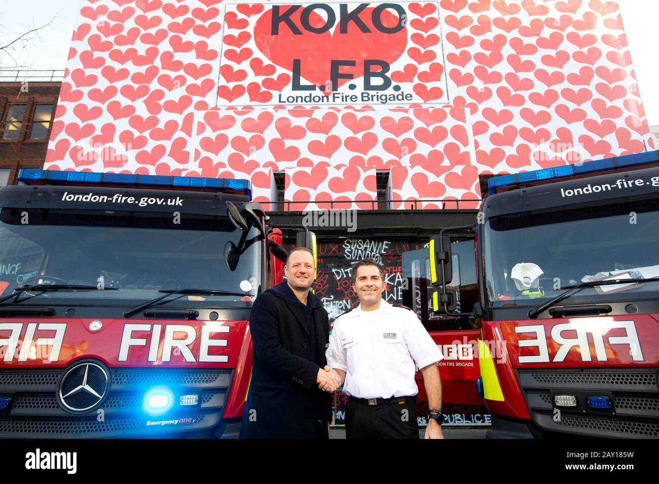 Thank you for firefighters hi-res stock photography and images - Alamy