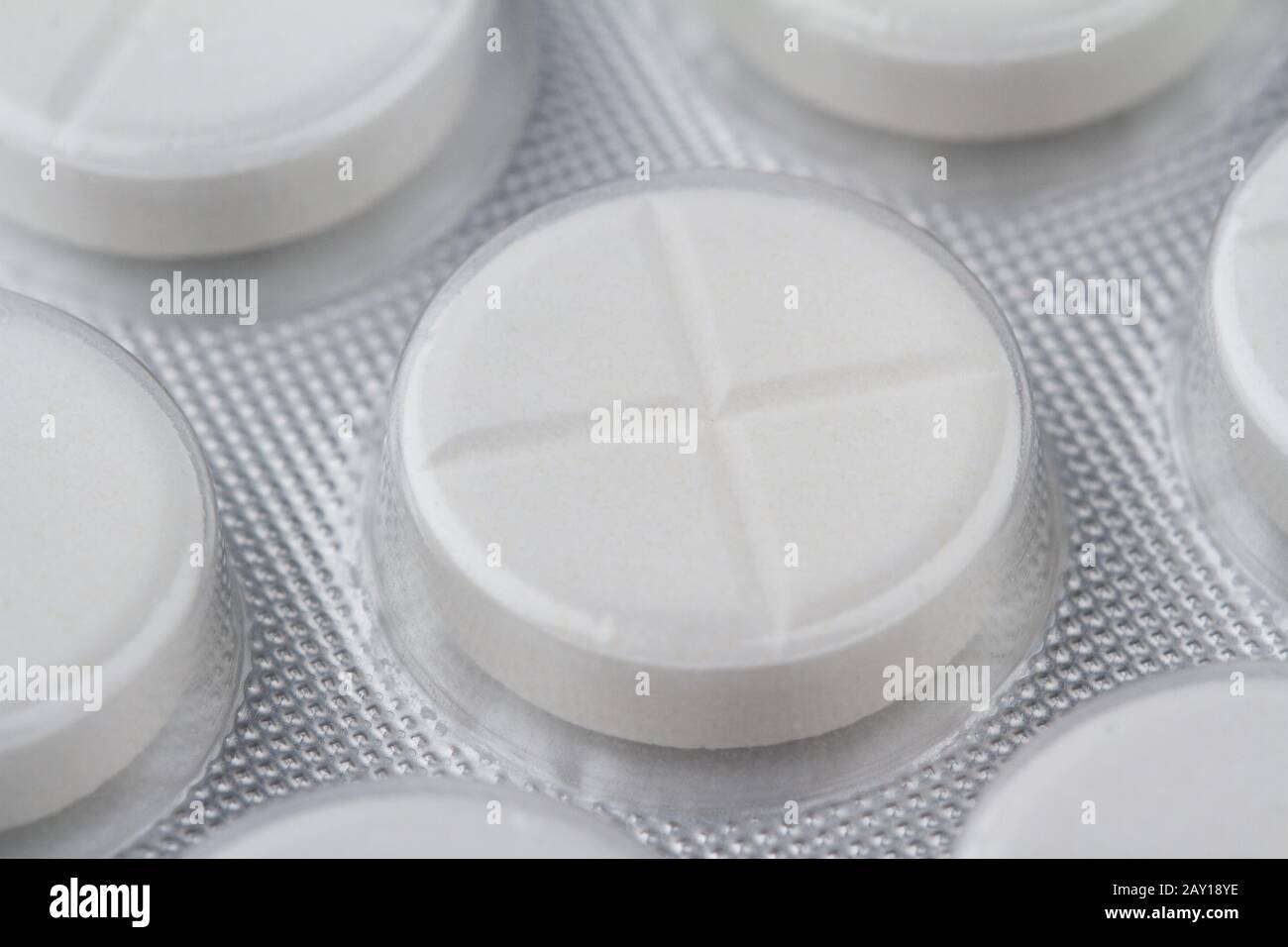 Round pill hi-res stock photography and images - Alamy