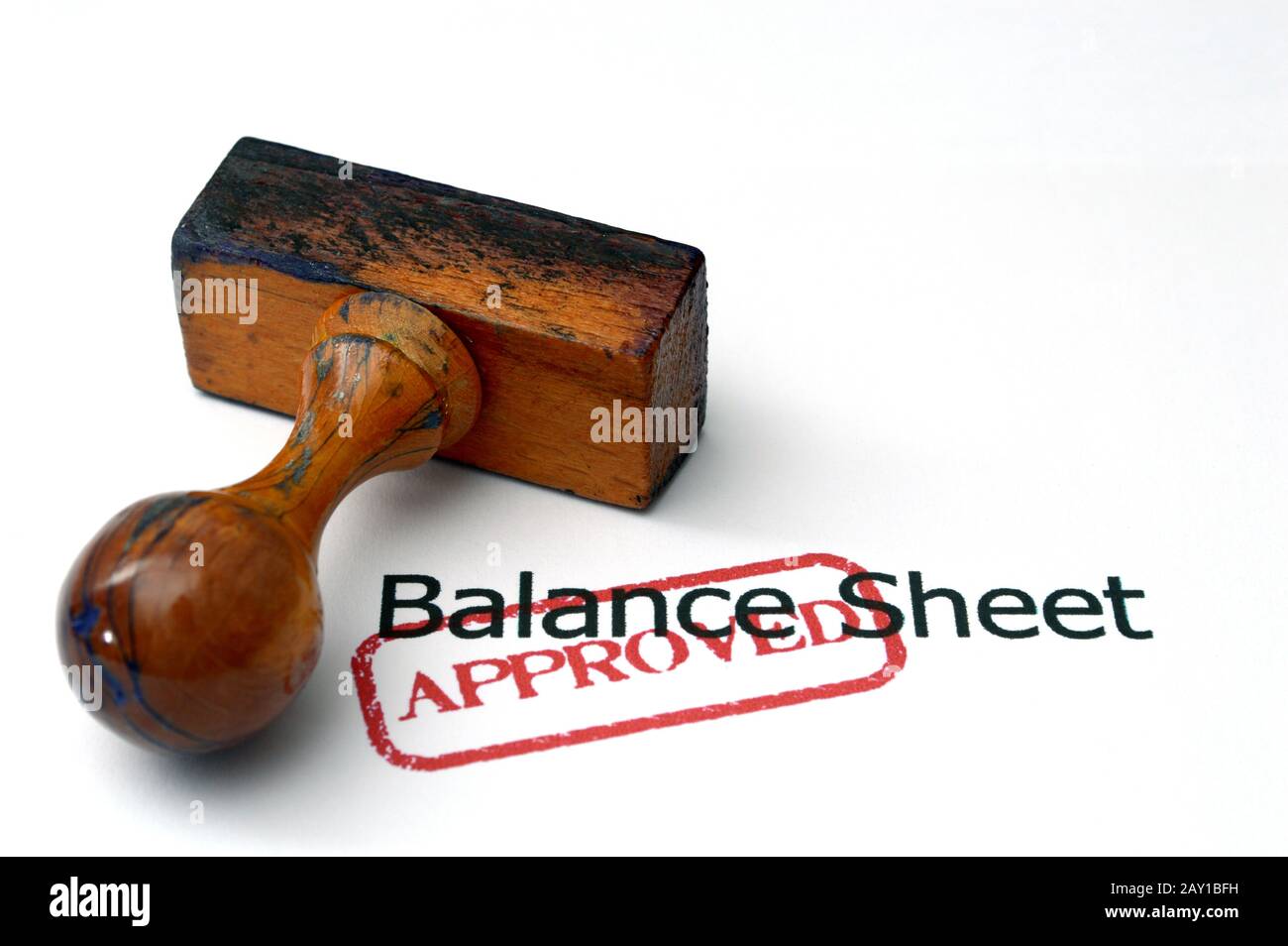 Balance sheet hi-res stock photography and images - Alamy