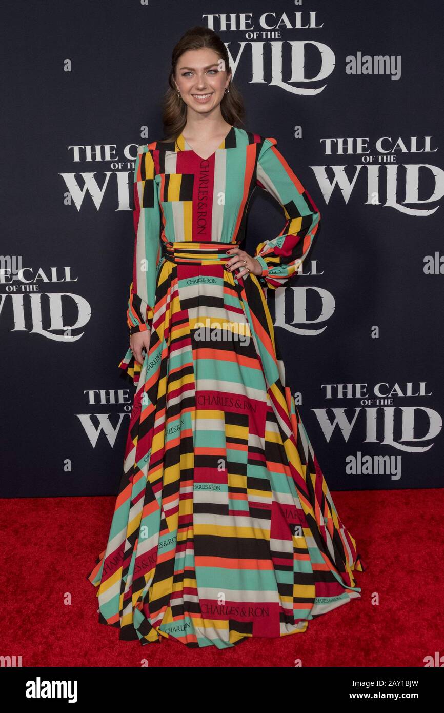 Isabella Blake-Thomas attends the premiere of 'Call of the Wild' at El ...