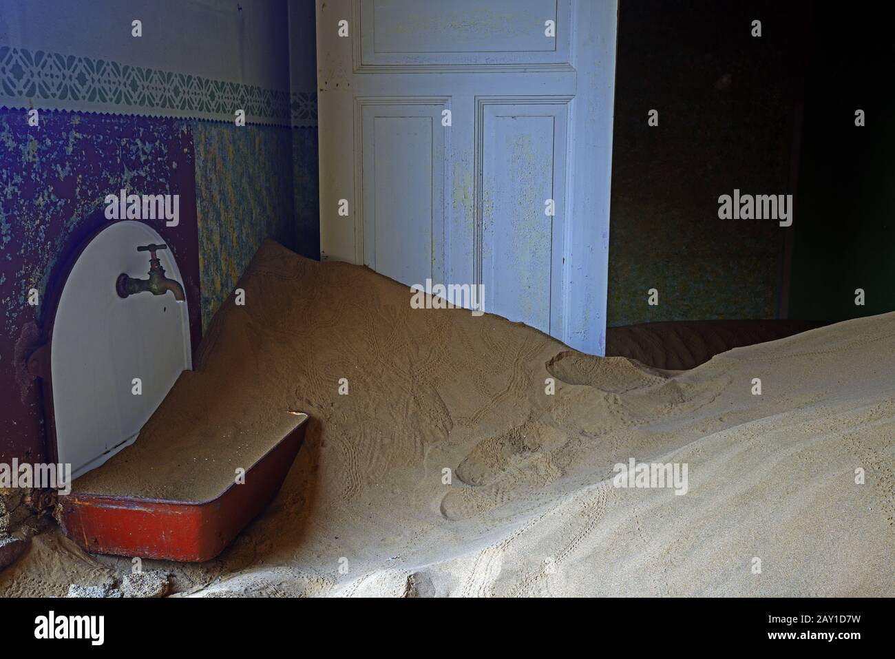 dune and desert sand occupied residential buildings, work buildings ...