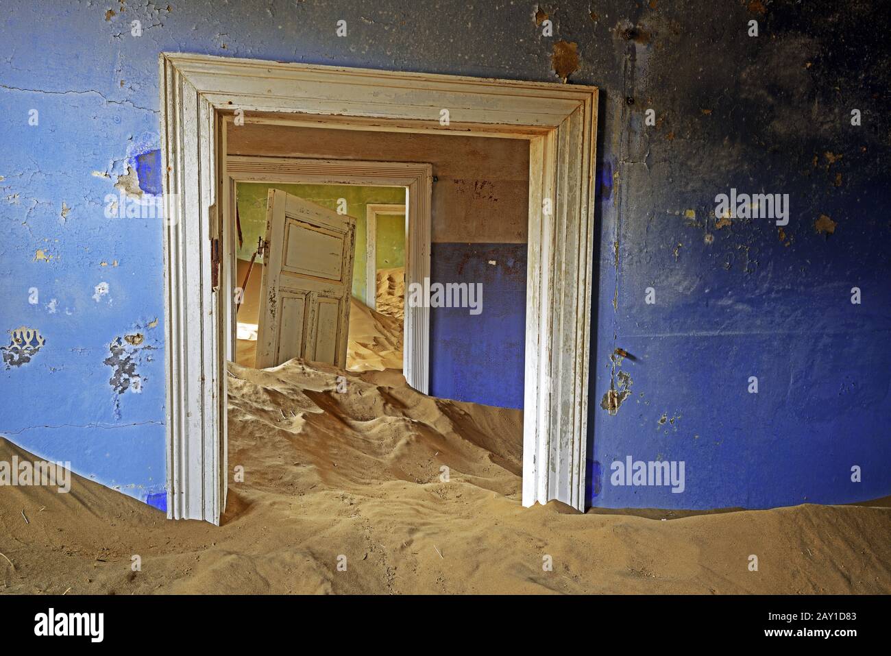 dune and desert sand occupied residential buildings, work buildings ...