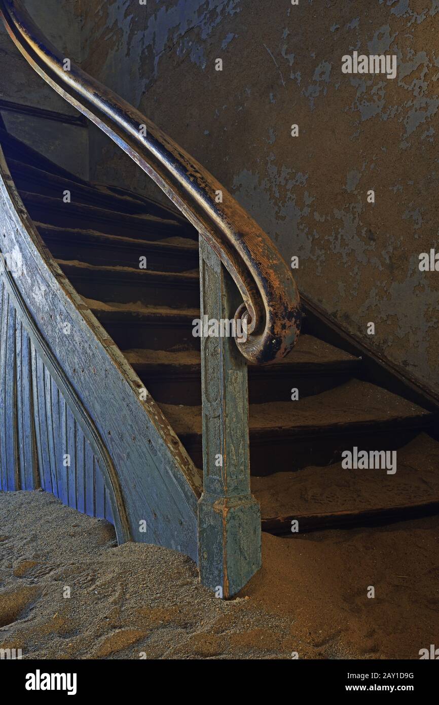 dune and desert sand occupied residential buildings, work buildings ...