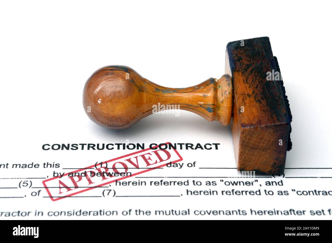 Construction contract legal hi-res stock photography and images - Alamy