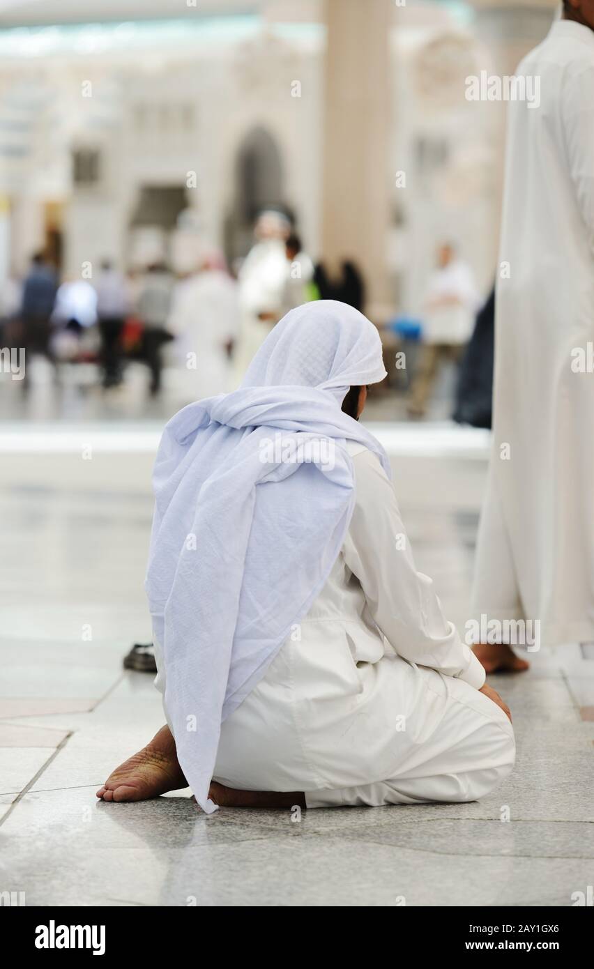 Kaaba mecca praying hi-res stock photography and images - Alamy