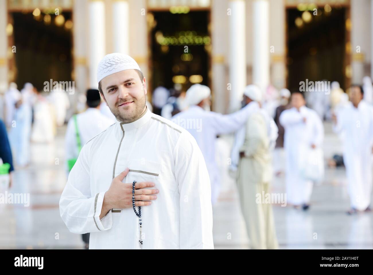 Muslim prayer at holy mosque Stock Photo - Alamy