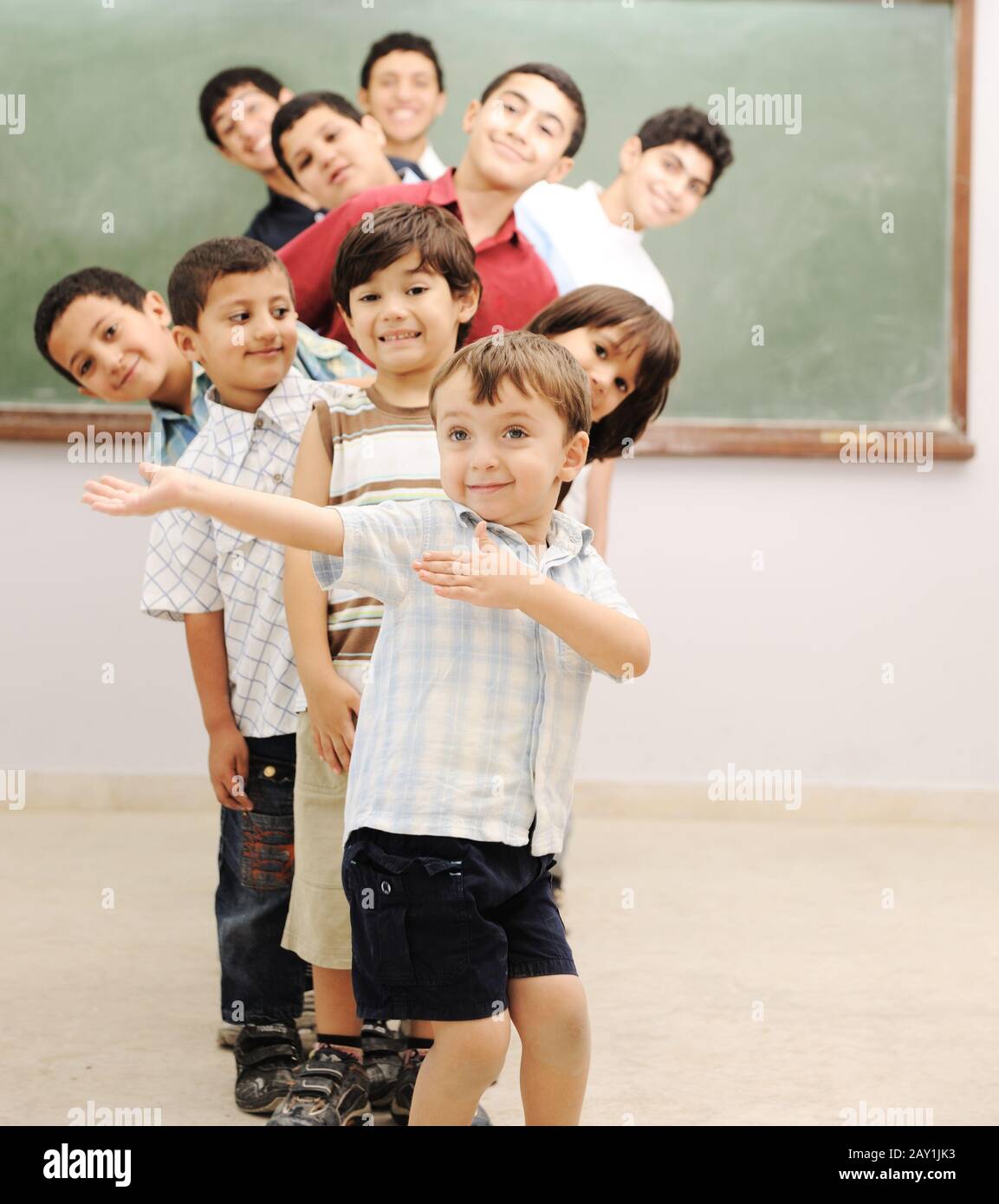 Children at school classroom Stock Photo - Alamy