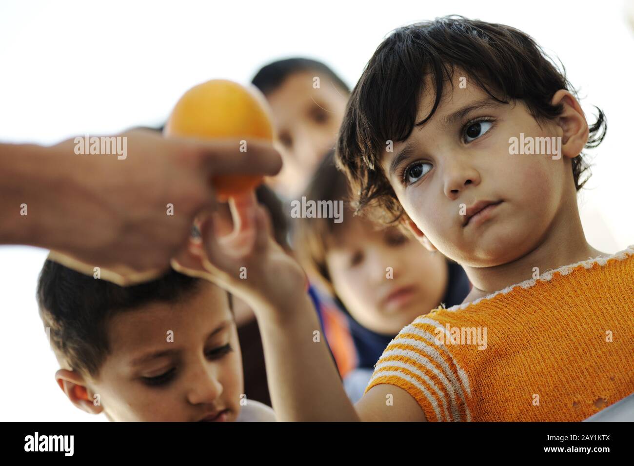Hungry children hi-res stock photography and images - Alamy