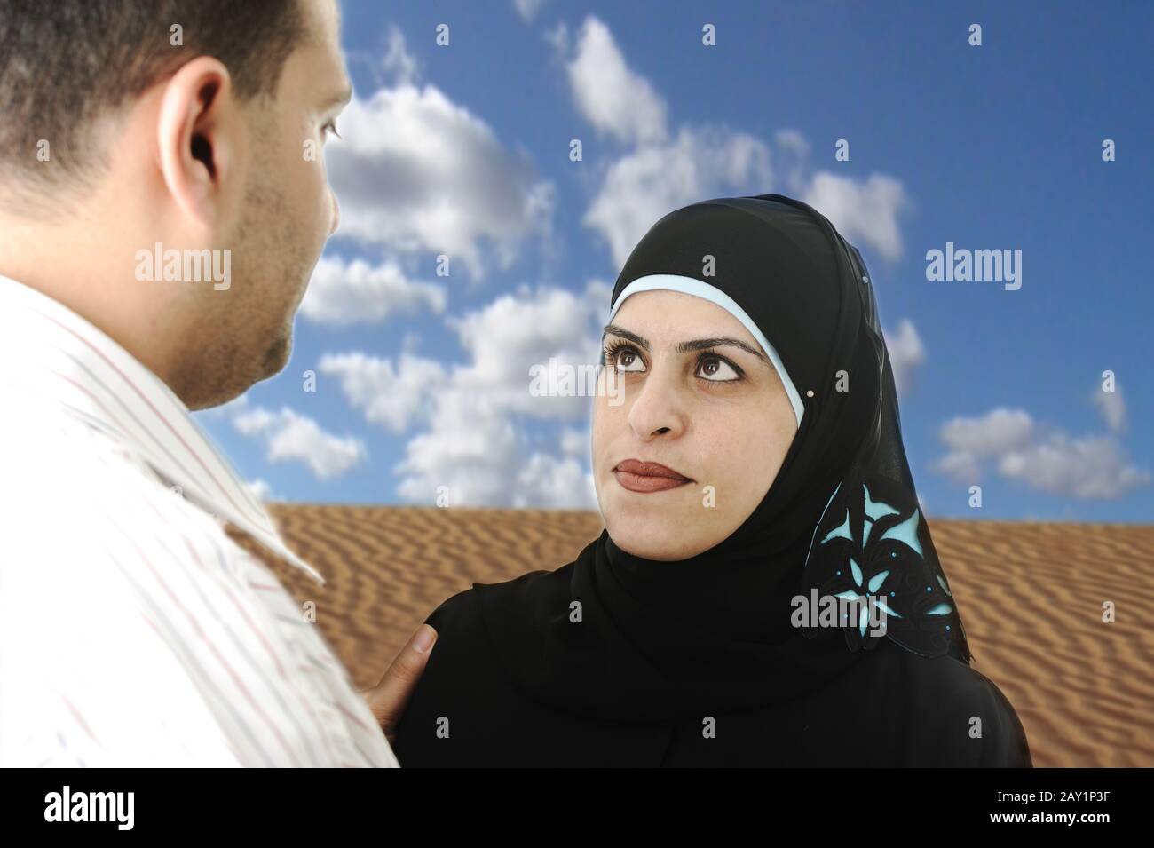 Arabic family hug hi-res stock photography and images - Alamy