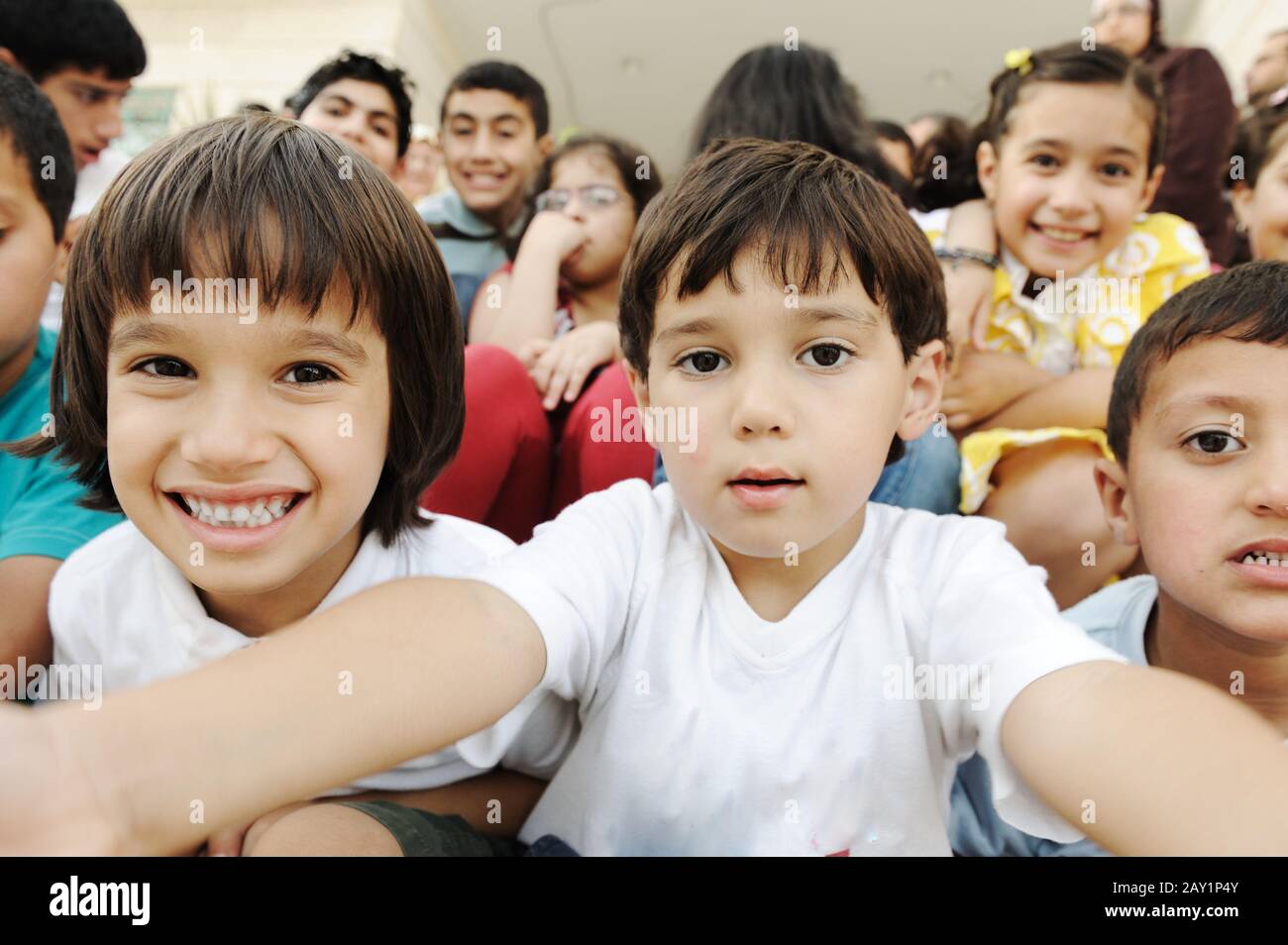 Children smiling mix ethnic hi-res stock photography and images - Alamy