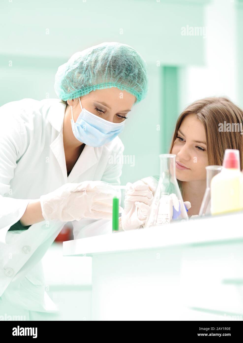 Inside the modern lab of university hospital Stock Photo - Alamy