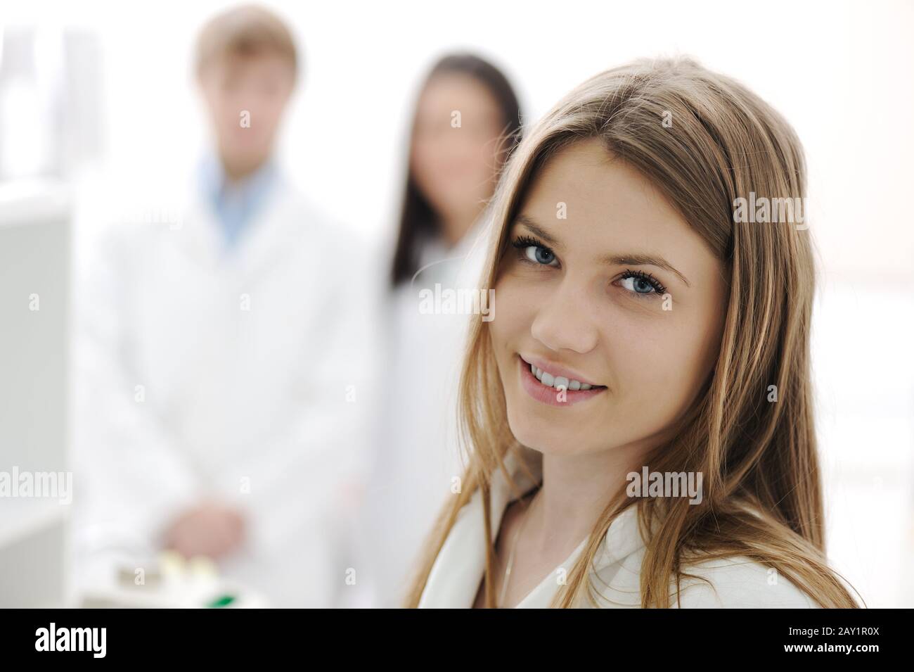 Is one three scientists hi-res stock photography and images - Alamy