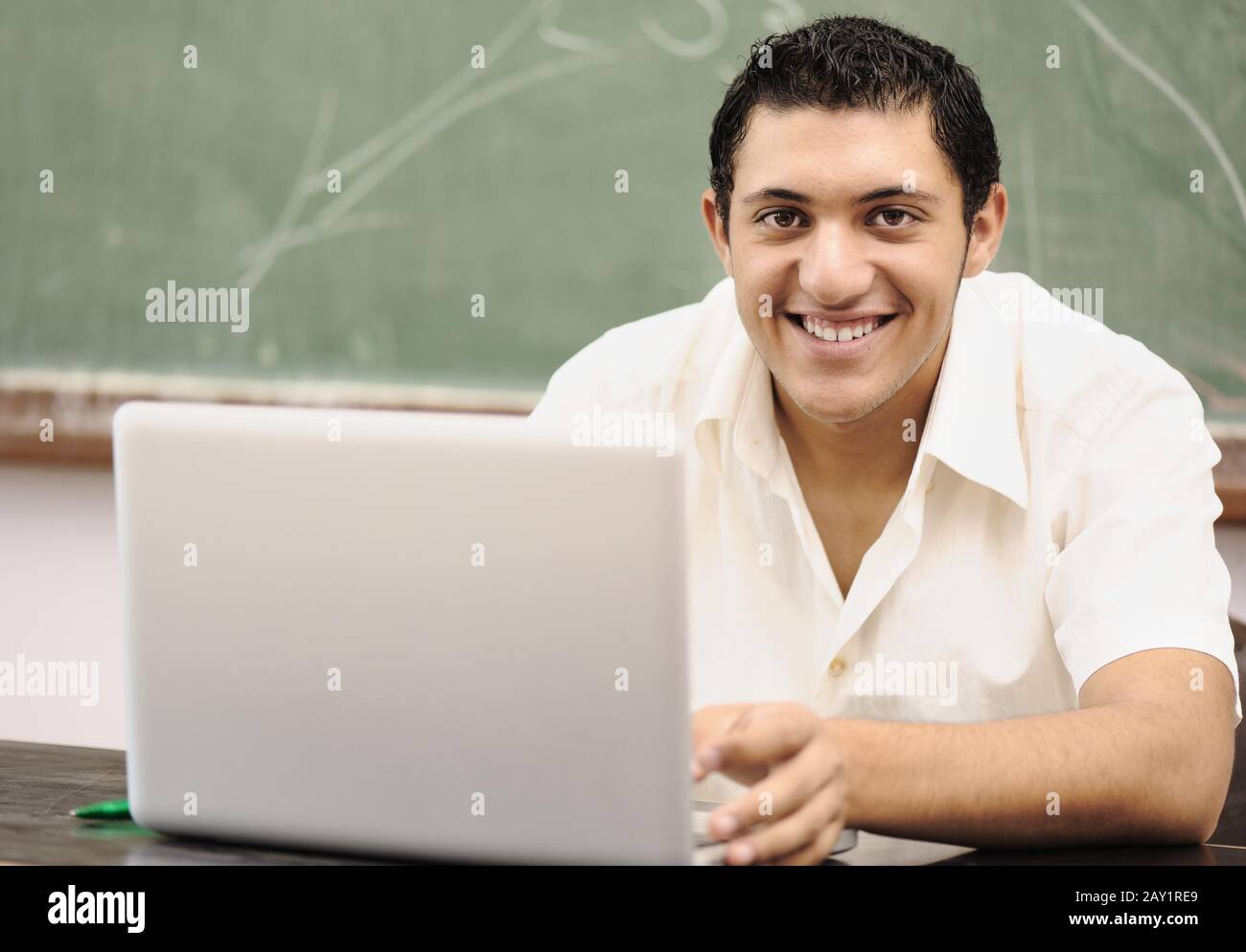 Children at school classroom Stock Photo - Alamy