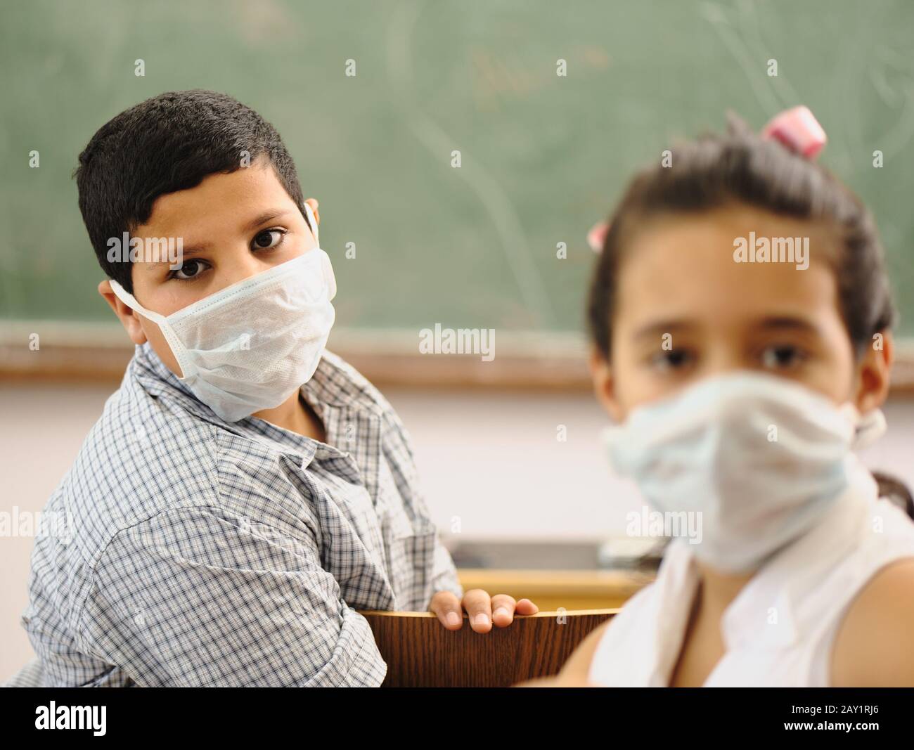Children at school classroom Stock Photo - Alamy