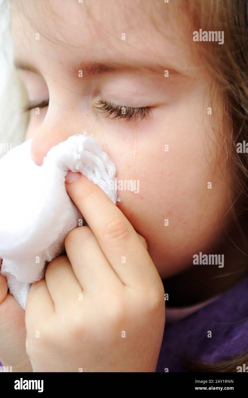Cold red nose child hi-res stock photography and images - Alamy