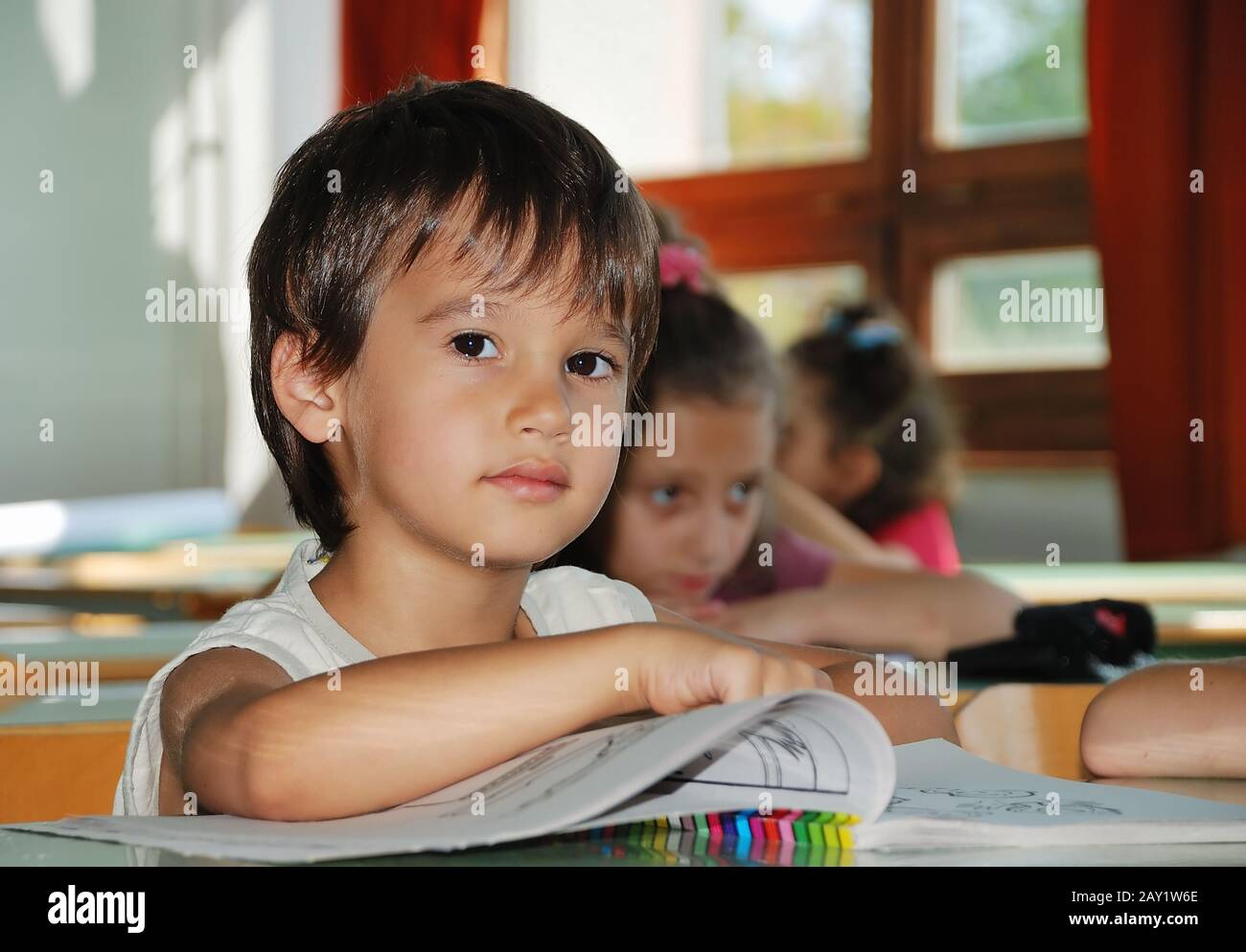 Pupil activities in the classroom at school Stock Photo - Alamy