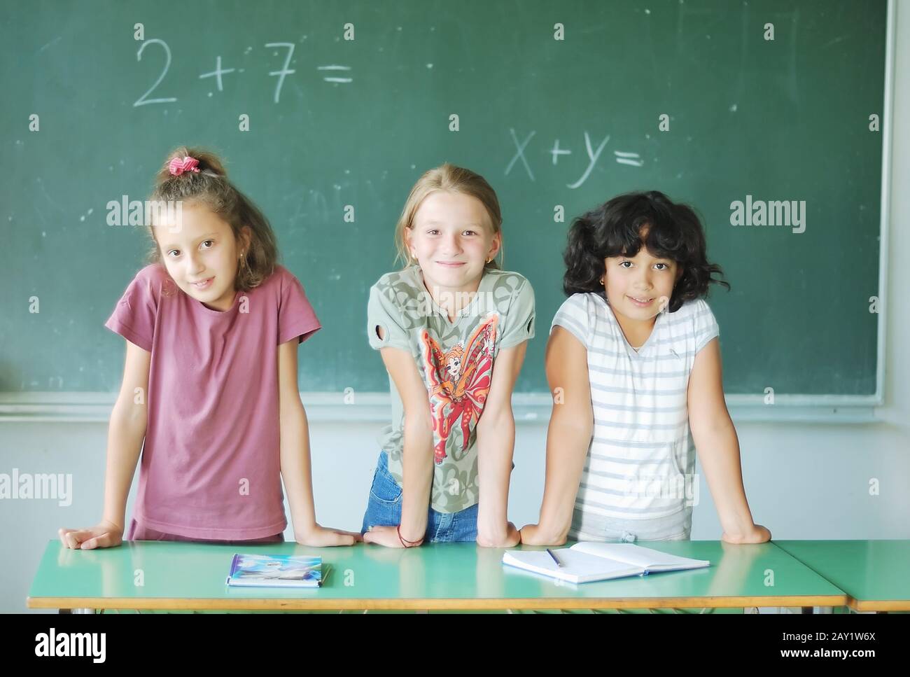 Pupil activities in the classroom at school Stock Photo - Alamy