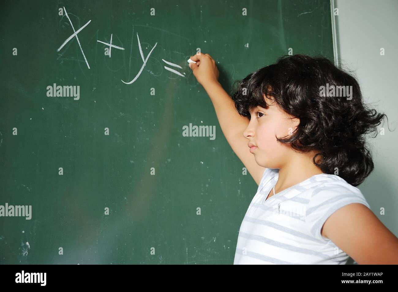 Pupil activities in the classroom at school Stock Photo - Alamy
