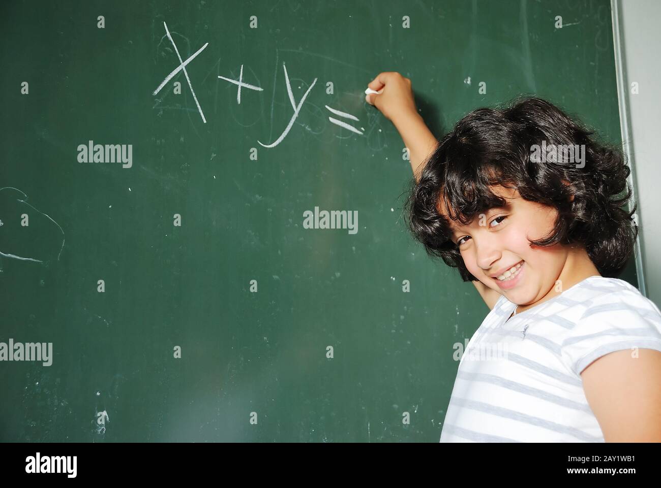 Pupil activities in the classroom at school Stock Photo - Alamy