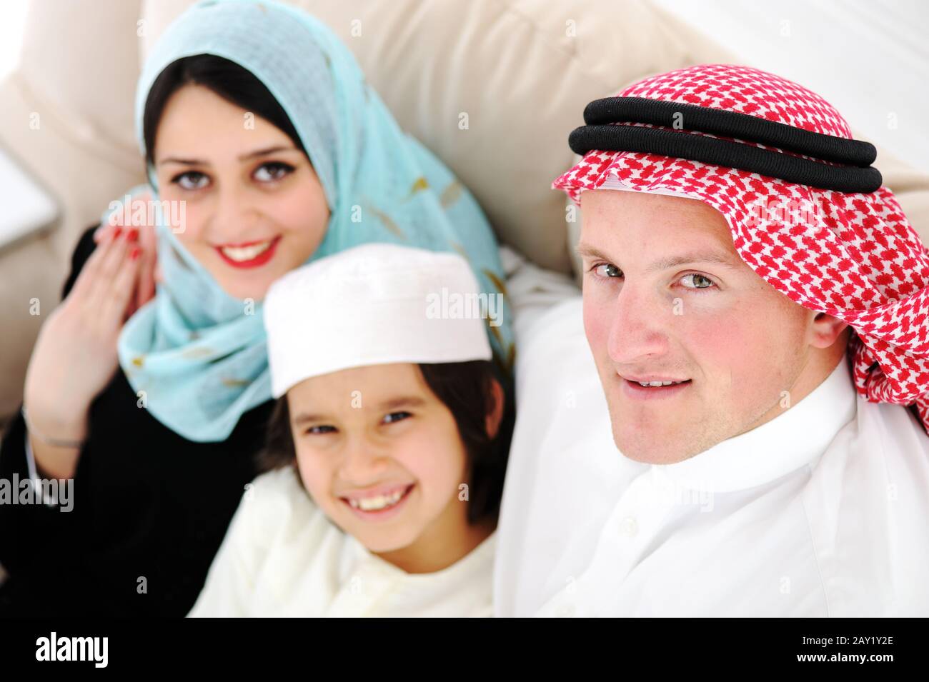 Three arabic eastern men hi-res stock photography and images - Alamy