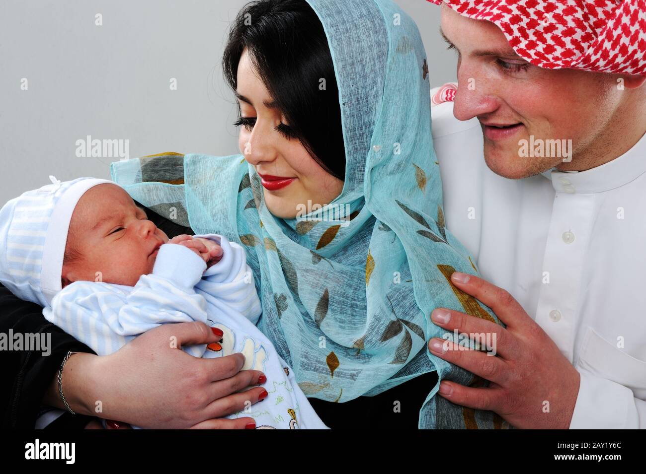 Muslim woman newborn hi-res stock photography and images - Alamy