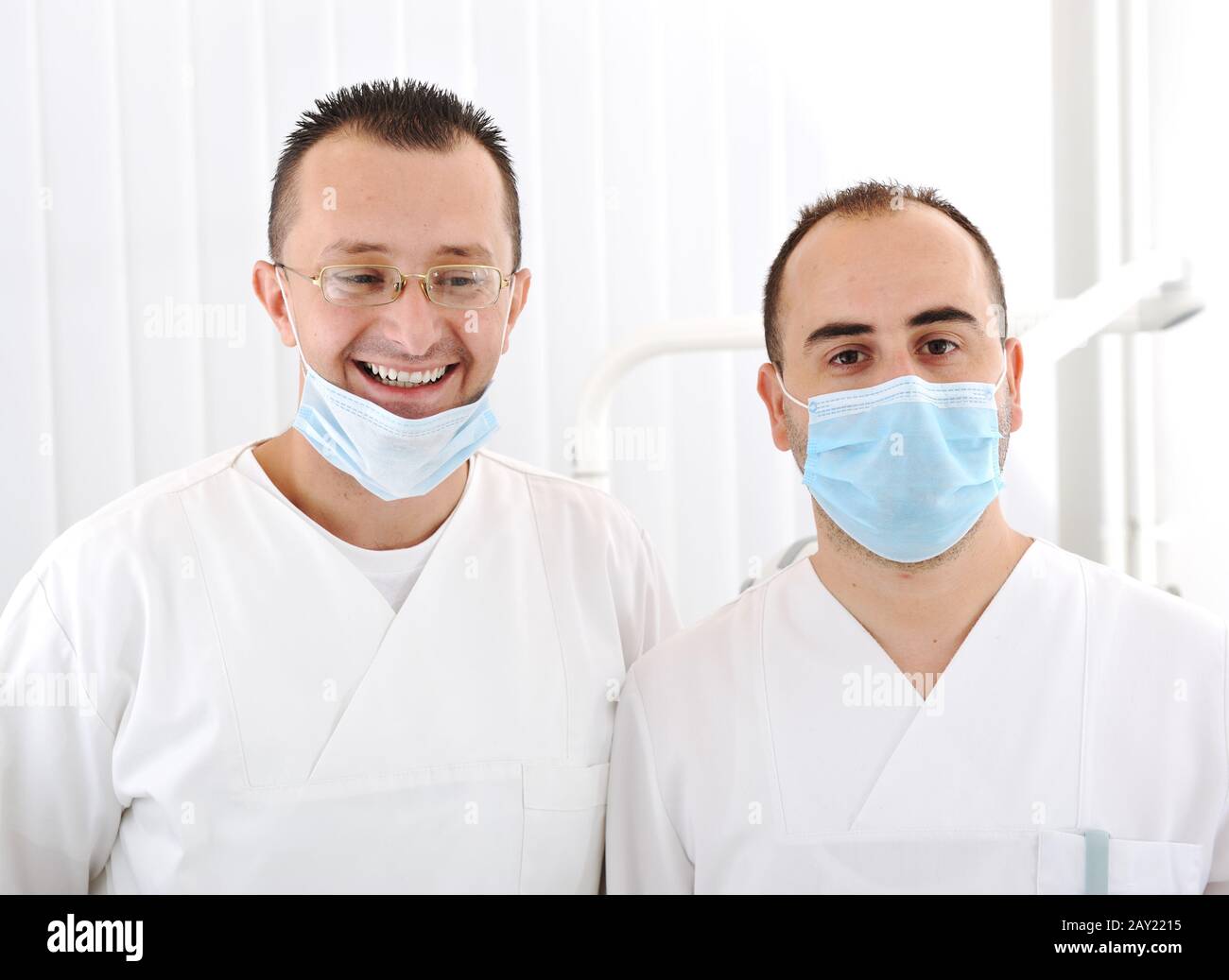 Doctors pose hi-res stock photography and images - Alamy