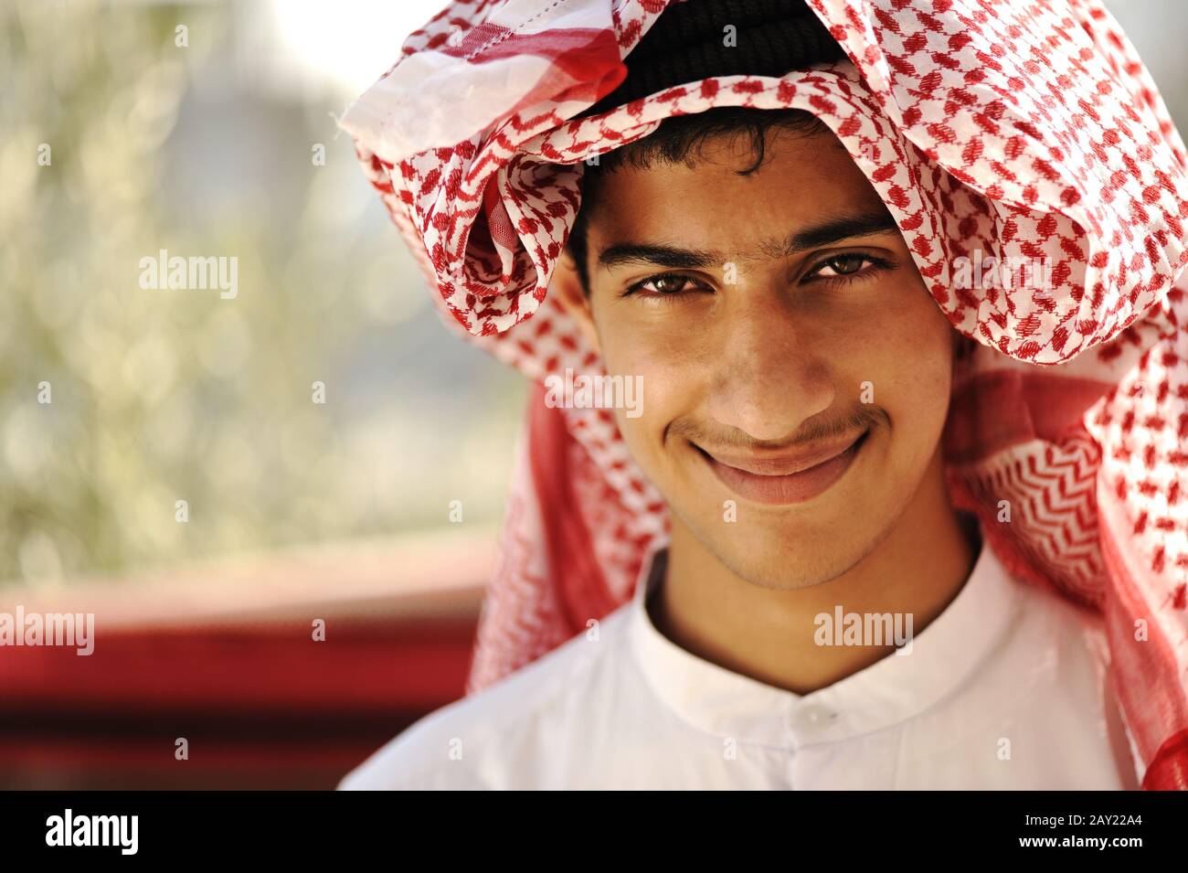 Arabic person smiling Stock Photo - Alamy