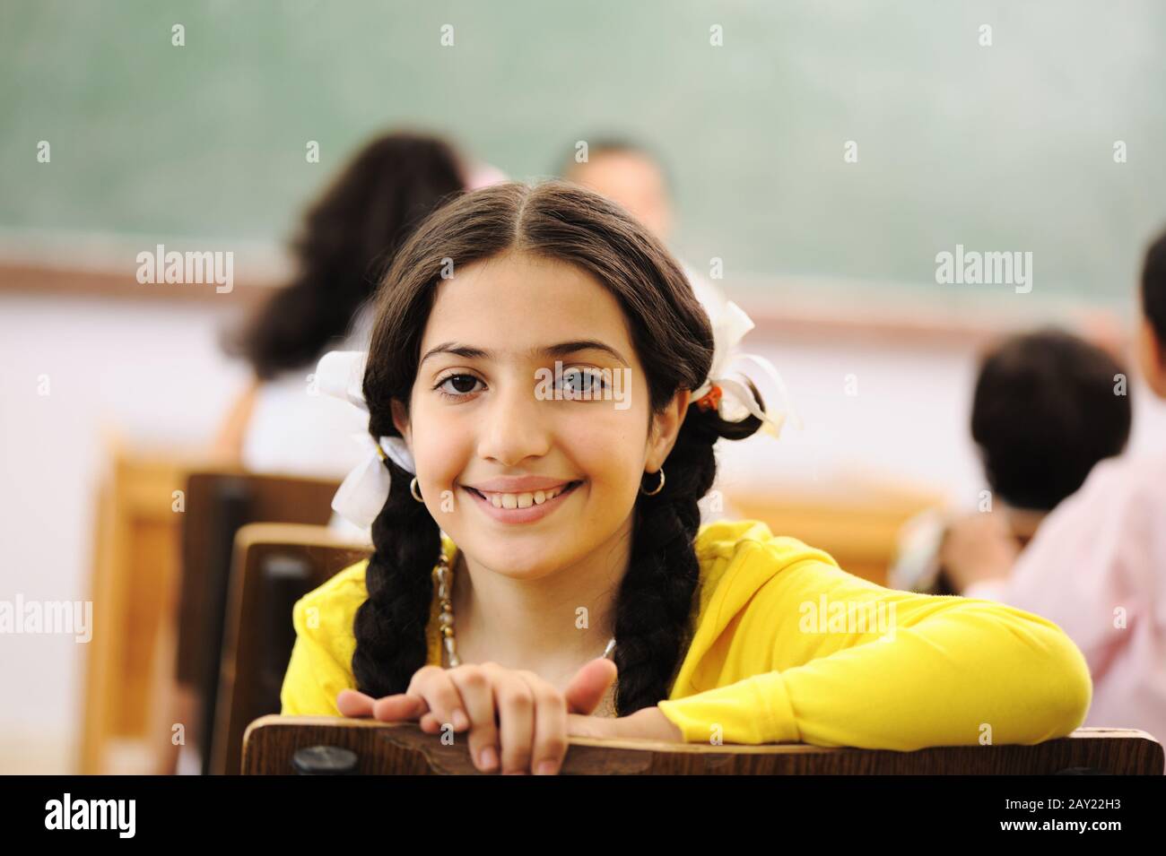 Children at school classroom Stock Photo - Alamy