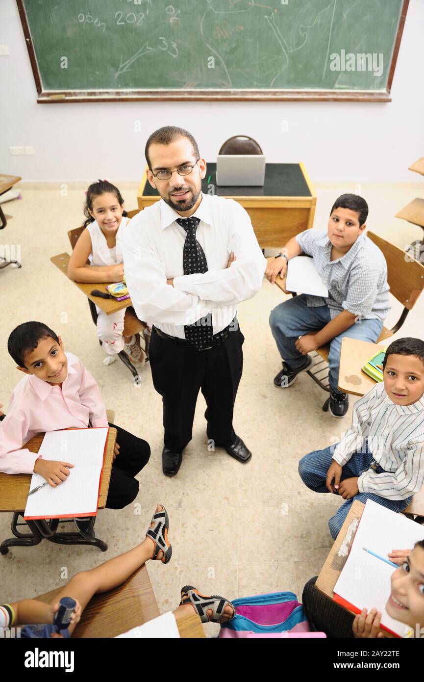 Children at school classroom Stock Photo - Alamy