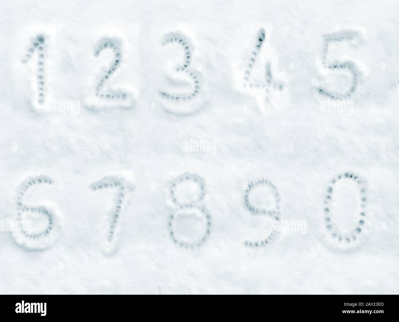 Snow numbers handwriting font Stock Photo - Alamy