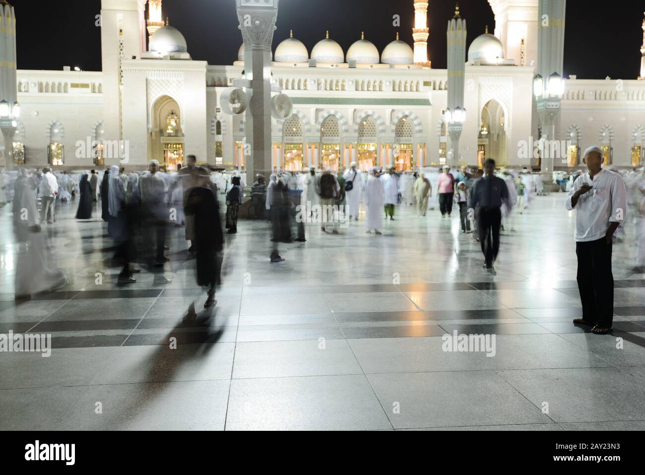Medina Mosque at night Stock Photo - Alamy
