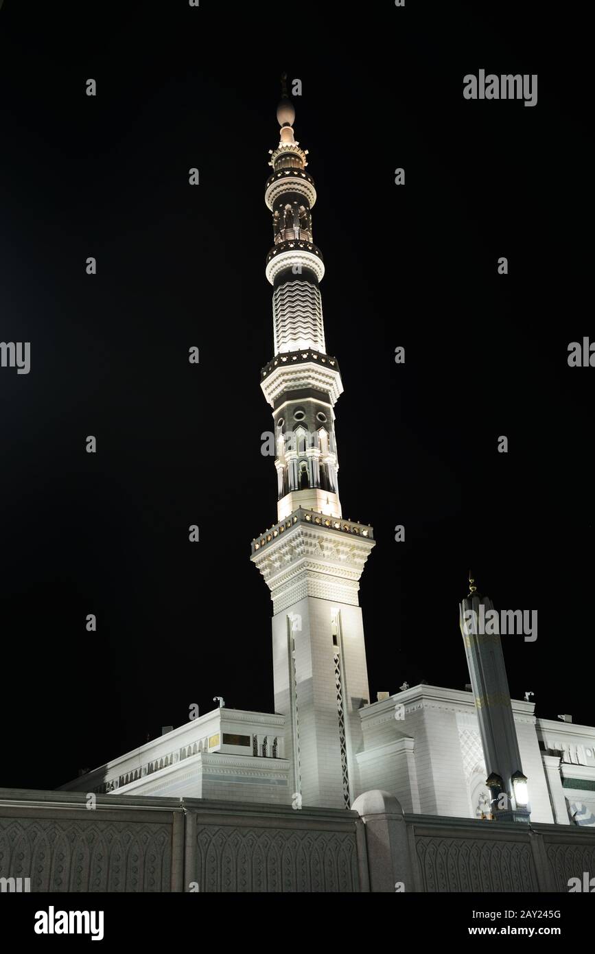 Medina Mosque at night Stock Photo - Alamy