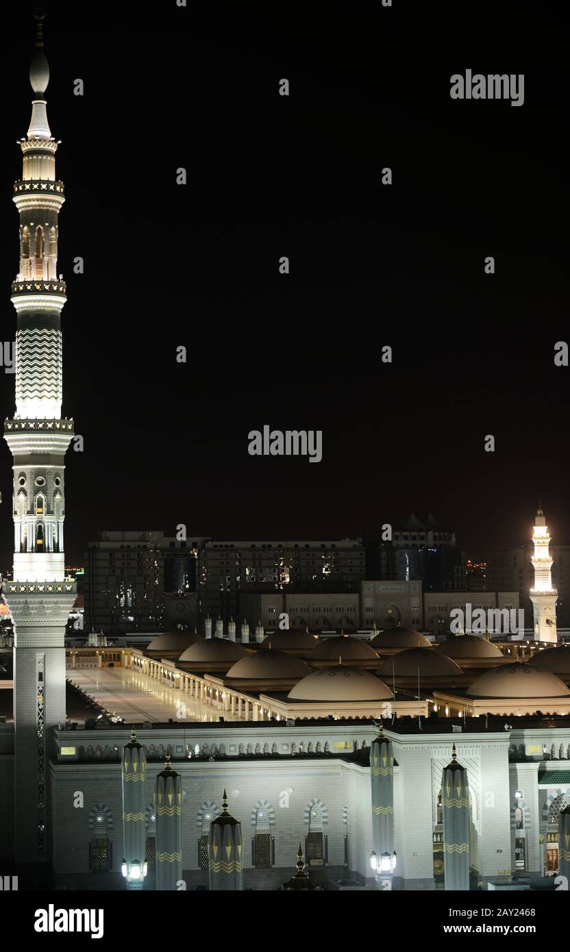 Madina Mosque at night Stock Photo - Alamy