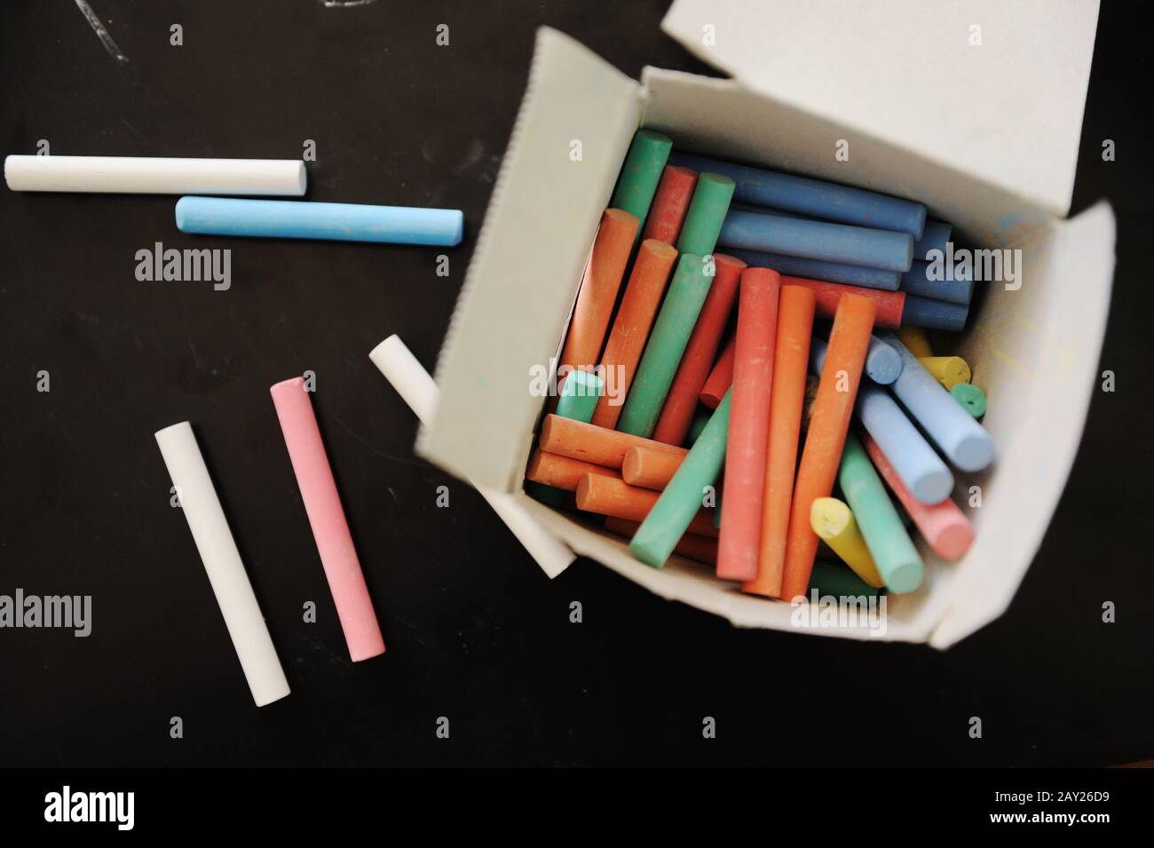 Different chalks hi-res stock photography and images - Alamy