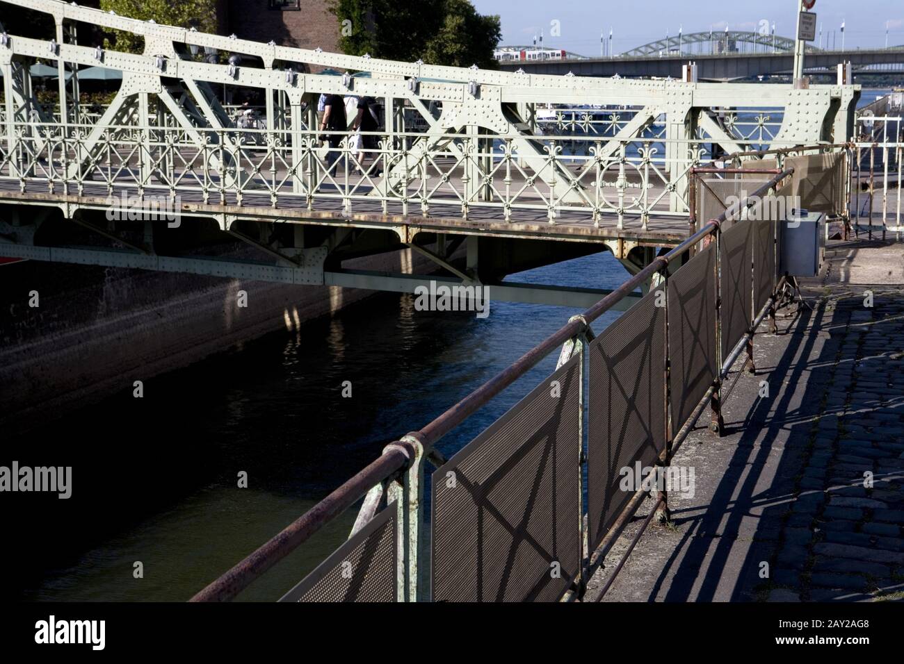 Turntable bridge at Rheinauhafen harbour Stock Photo - Alamy