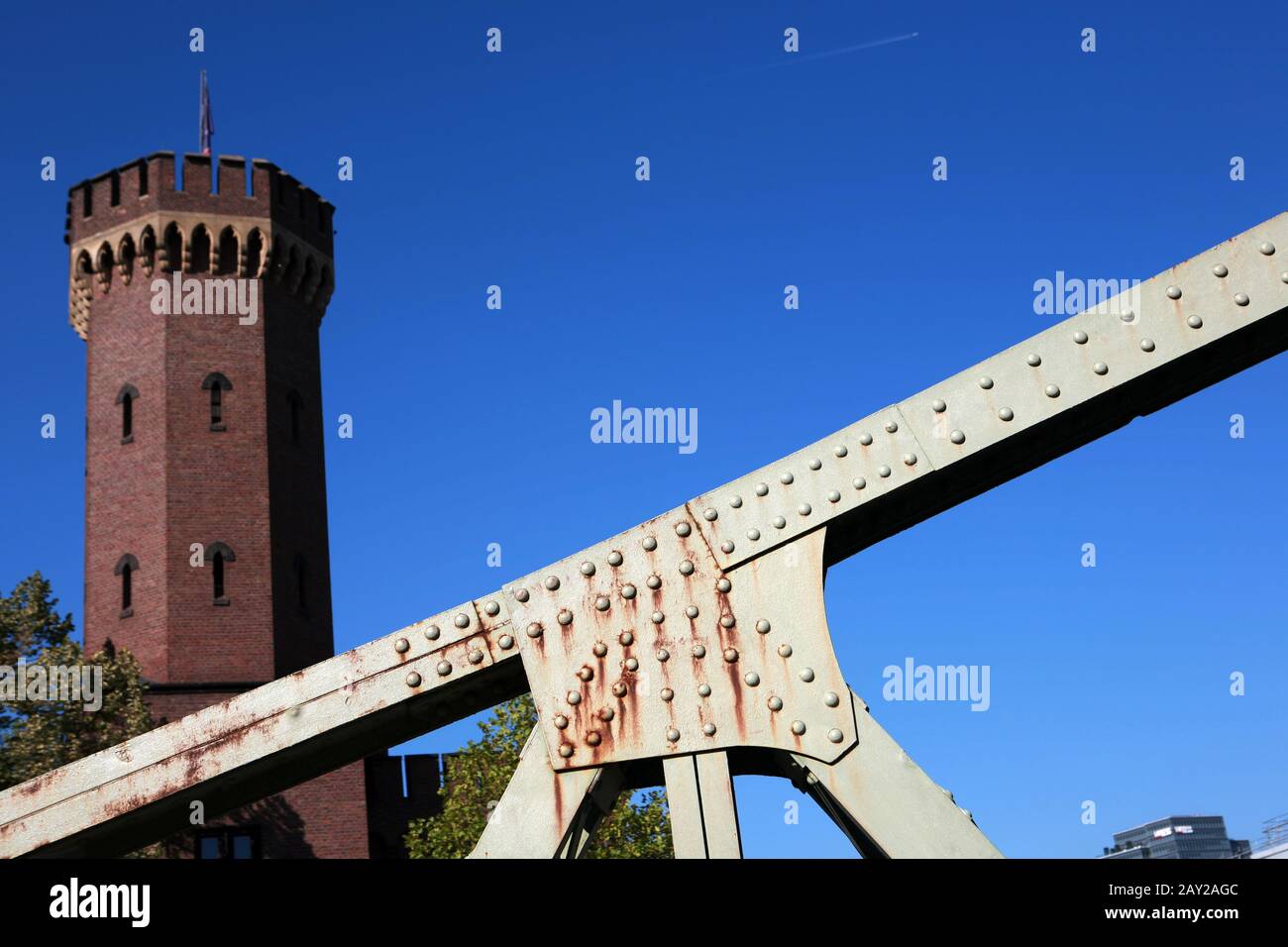 Turntable bridge at Rheinauhafen harbour Stock Photo - Alamy
